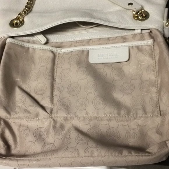 Michael Kors | Bags | Preowned Michael Kors Cream Colored Purse | Poshmark